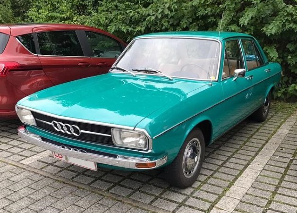 Audi 100 (C1, facelift 1973) 1.9 GL (112 Hp)